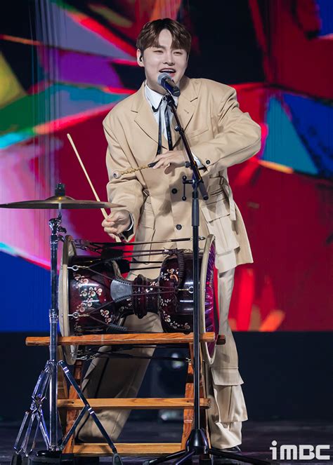 움짤 박서진 즐겨라 장구 트롯챔피언