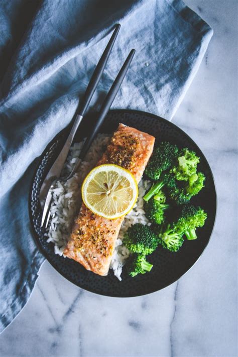 Perfectly Baked Salmon Sweetphi