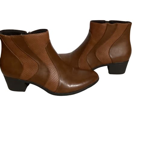 Bare Traps Womens Boots S