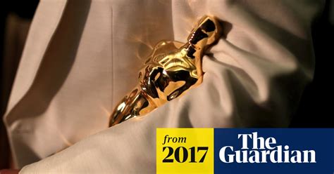 Hollywood Awards Season Rolls On Despite Harassment Claims No Ones