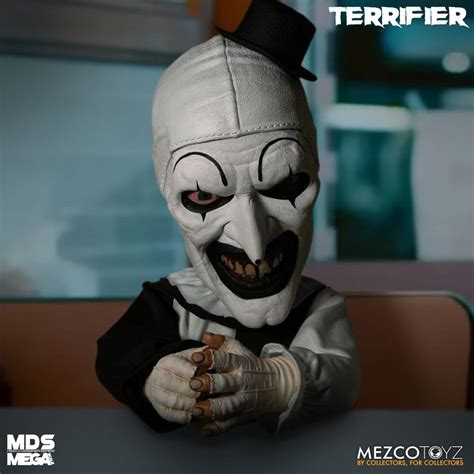 Art The Clown Doll Mega Scale Mezco Designer Series Terrifier 38 Cm