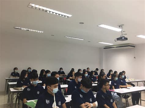 โครงการ วมว คู่ศูนย์โรงเรียนสาธิต พิบูลบำเพ็ญ มหาวิทยาลัยบูรพา