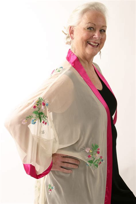 Plus Size After Five Jacket Silk Floral Embroidery Kimono Cream Pink