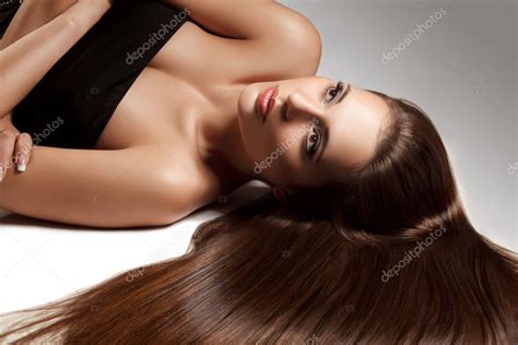 Beautiful Woman With Healthy Long Hair Stock Photo Puhhha 13341686
