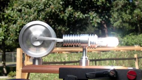 Stirling Engine Fresnel Lens On A Steek Solar Powered Stirling Engine