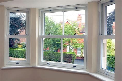 White Upvc Vertical Sliding Window With Toughened Glass 2 Track At