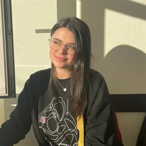 Anđela Mitrović Andjmitrovic • Threads Say More