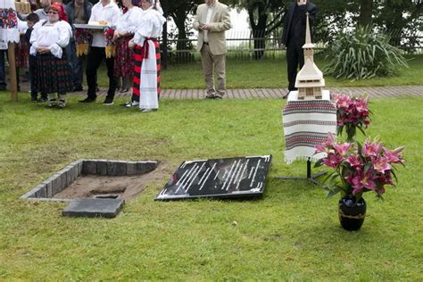 Punerea pietrei de temelie pentru o biserică de lemn la Bonn