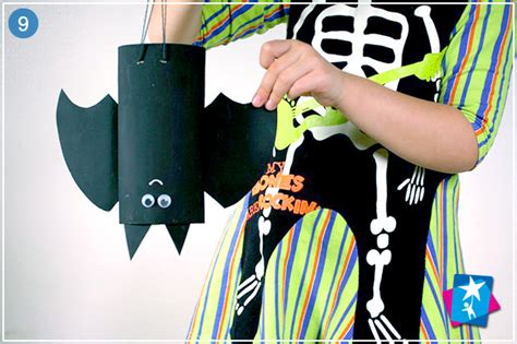 Летюча миша — цікава іграшка на Хелловін Розвиток дитини