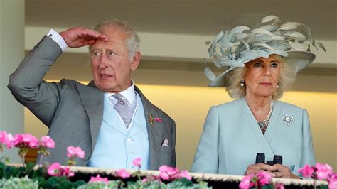 Inside Queen Camillas ‘terrible Battle At Her Home Days After She Was