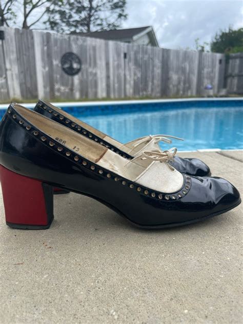 1960s Patent Leather Pumps Gem