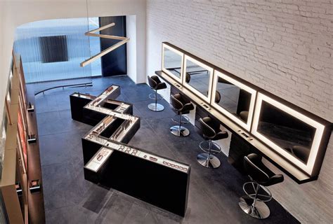 Lolas Secret Beauty Blog Hourglass Debuts Flagship Store In Los