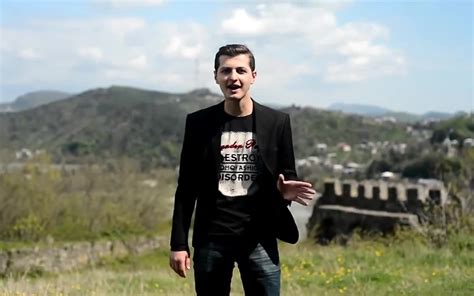 გაგა გოგრიჭიანი ეგ კაბა არ გინდა მეორე ჩაიცვი Hd 720 Coub