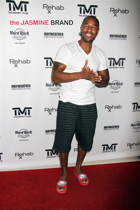 Floyd Mayweather Hosts Pool Party Jamie Foxx 2 Chainz Tank Fabolous
