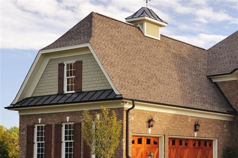12 Common Roof Types Found On Wisconsin Homes