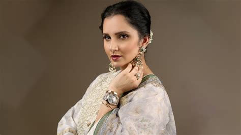 Sania Mirza সামিই কি স্বামী হঠাৎই সানিয়ার বৃত্তে তৃতীয় পক্ষ