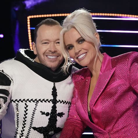 Jenny Mccarthy And Donnie Wahlbergs Relationship Timeline
