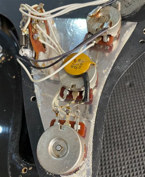 1977 Fender Stratocaster Maple Neck Black Pre Owned Maks Guitars