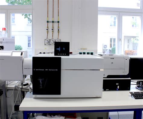 6490 Triple Quadrupole Lcms