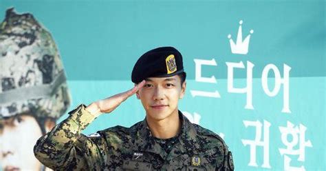 전역 이승기 군대 말뚝설 들었다 빠른 복귀할 것 조선일보