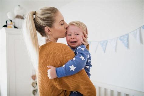 5 Fraze Pe Care NU Trebuie Sa Le Spui Copilului Tau Atunci Cand Plange