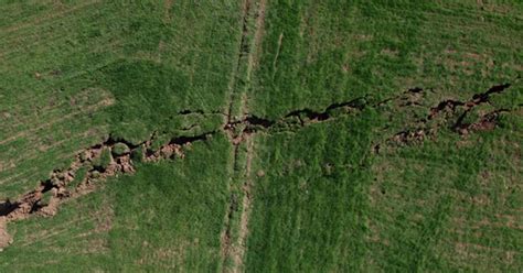 Fault Line Fracture Vídeos De Stock Envato Elements