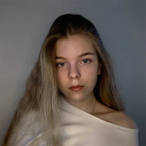 Lilit 🥥 лайф контент Обычный Тинэйджер🤭 Lilitnemceva • Threads