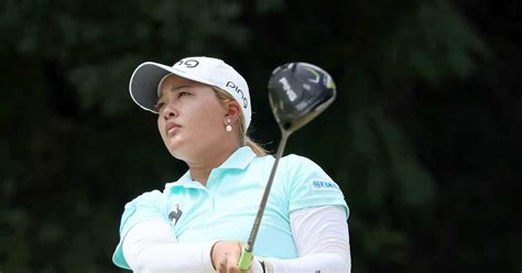 鈴木愛が首位、桜井心那が2打差で2位 女子ゴルフの楽天スーパー・レディース 産経ニュース