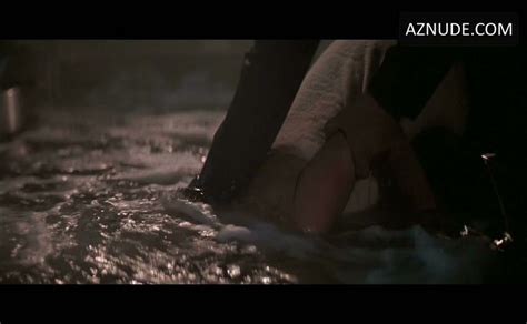 Pamela Susan Shoop Breasts Scene In Halloween Ii Aznude