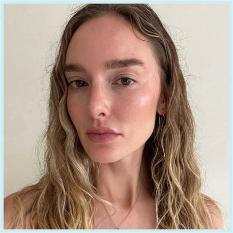 The Difference Between Bronzer And Contour According To An Expert Marie Claire