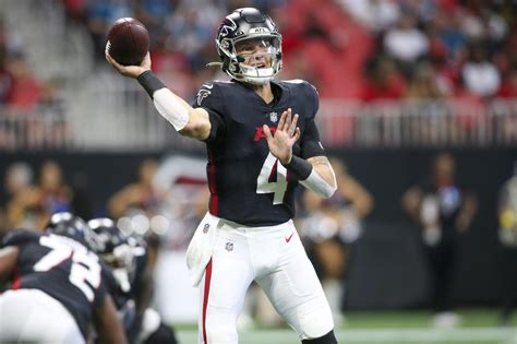 The Wait Is Finally Over Atlanta Falcons Will Start Desmond Ridder