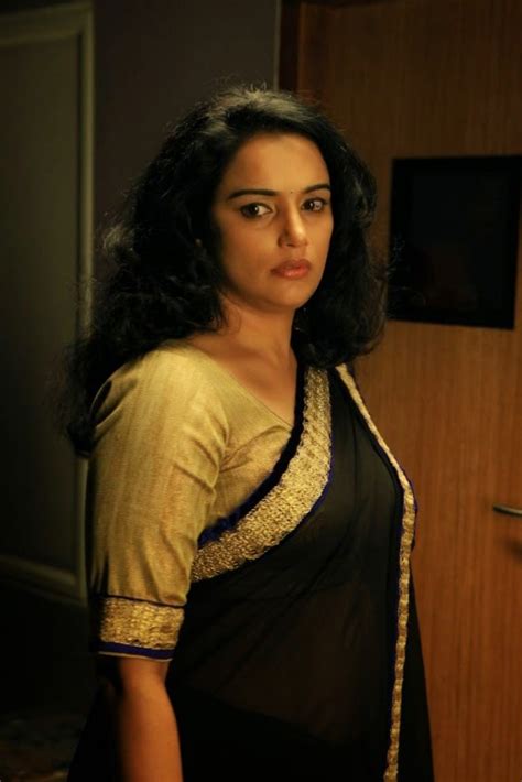 Swetha Menon Hot Photoshoot Images