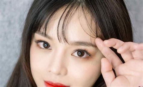 黄霄云 2026巡演和演唱会门票 Viagogo