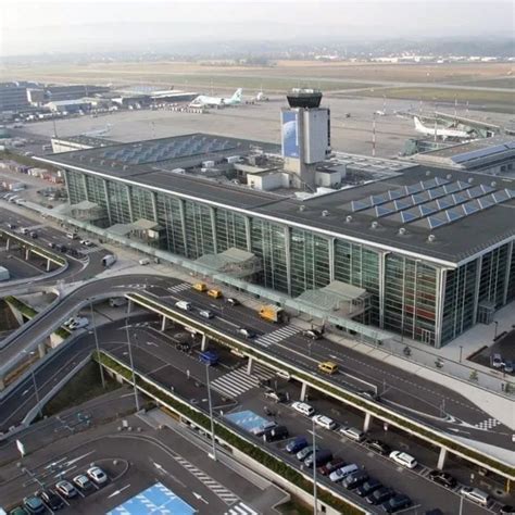 Adresse Et Itinéraire Pour Stationner à Laéroport De Bâle Mulhouse