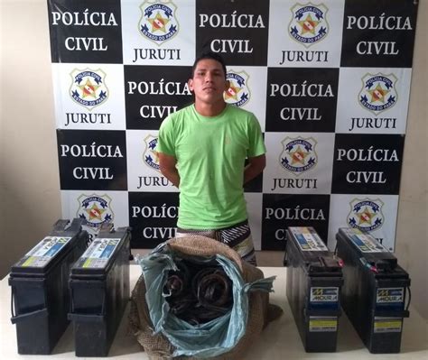 Polícia prende homem que furtou baterias e fios de cobre e deixou