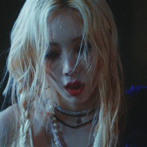 Taeyeon Can T Control Myself Mv