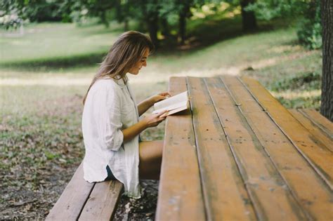 How To Deal With An Introvert Navigating The Quiet Waters Of Introversion