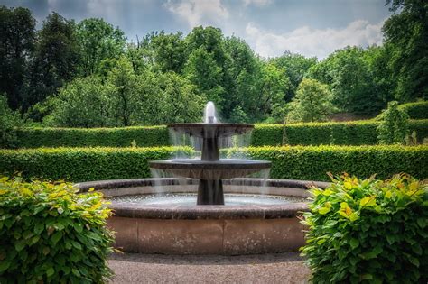 Water Fountain For Home Vastu Significance Benefits Types
