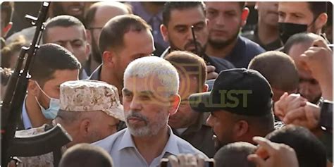 סינוואר אנטלויפט פאר זיין לעבן א בליק לייוו