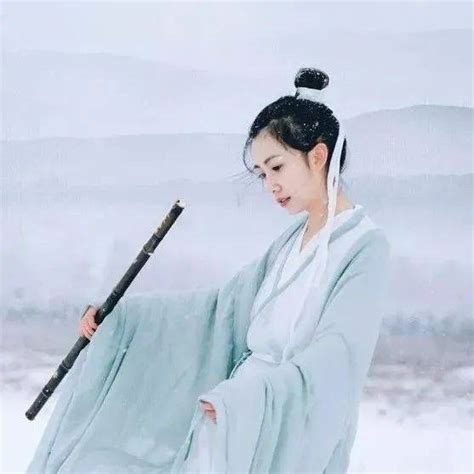 “娶妻不娶颧骨高，嫁汉不嫁连眉梢”，老祖宗这句古话有道理吗？女人男人面相