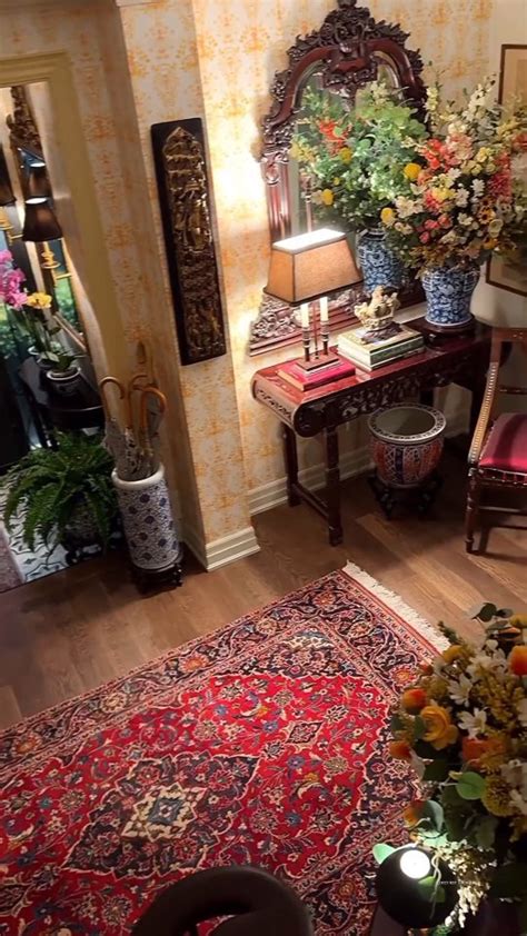 ‎شیک هوم 🏡‎ ‎در خیالات خودم در زیر بارانی که نیست می رسم با تو به