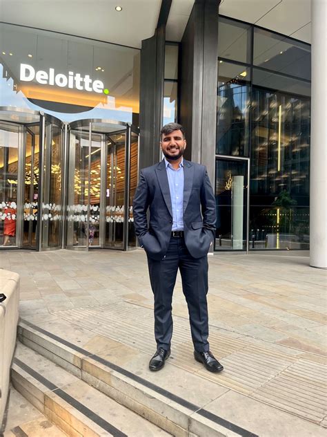 aakash madaan on linkedin deloitted consulting officeday 10 comments