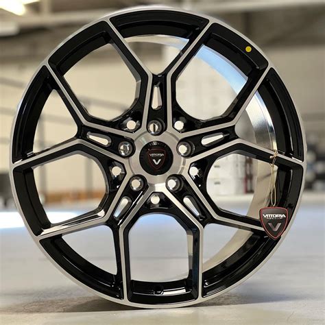 Jogo De Rodas Vittoria Wheels Denver Aro 19x8 5 E 9 5 Preto Diamantado