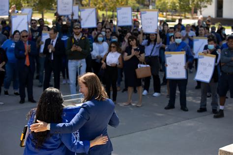California Lt Gov Visits Csuf Campus Csuf News