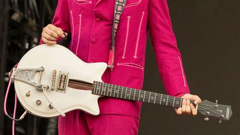 10 Guitarists Who Played With Missing Strings On Purpose Guitar World