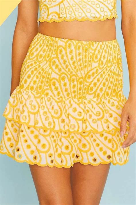 Wholesale Scallop Edge Ruffle Eyelet Lace Skirt Mainstrip
