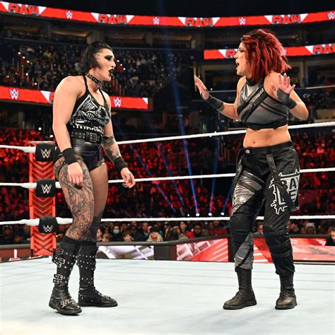 WWE Women Bayley Vs Asuka Vs Rhea Ripley Raw 12 5 22