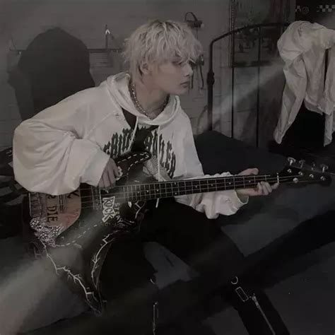 تک پارتیوقتی مافیا بود و عکس ویسگون