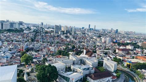 Cuaca Besok Di Jakarta BMKG Hujan Dan Potensi Angin Kencang Untuk Wilayah Ini