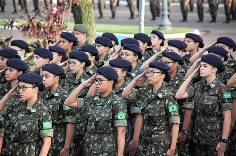 Concurso para CADETES do EXÉRCITO encerra inscrições nesta terça feira